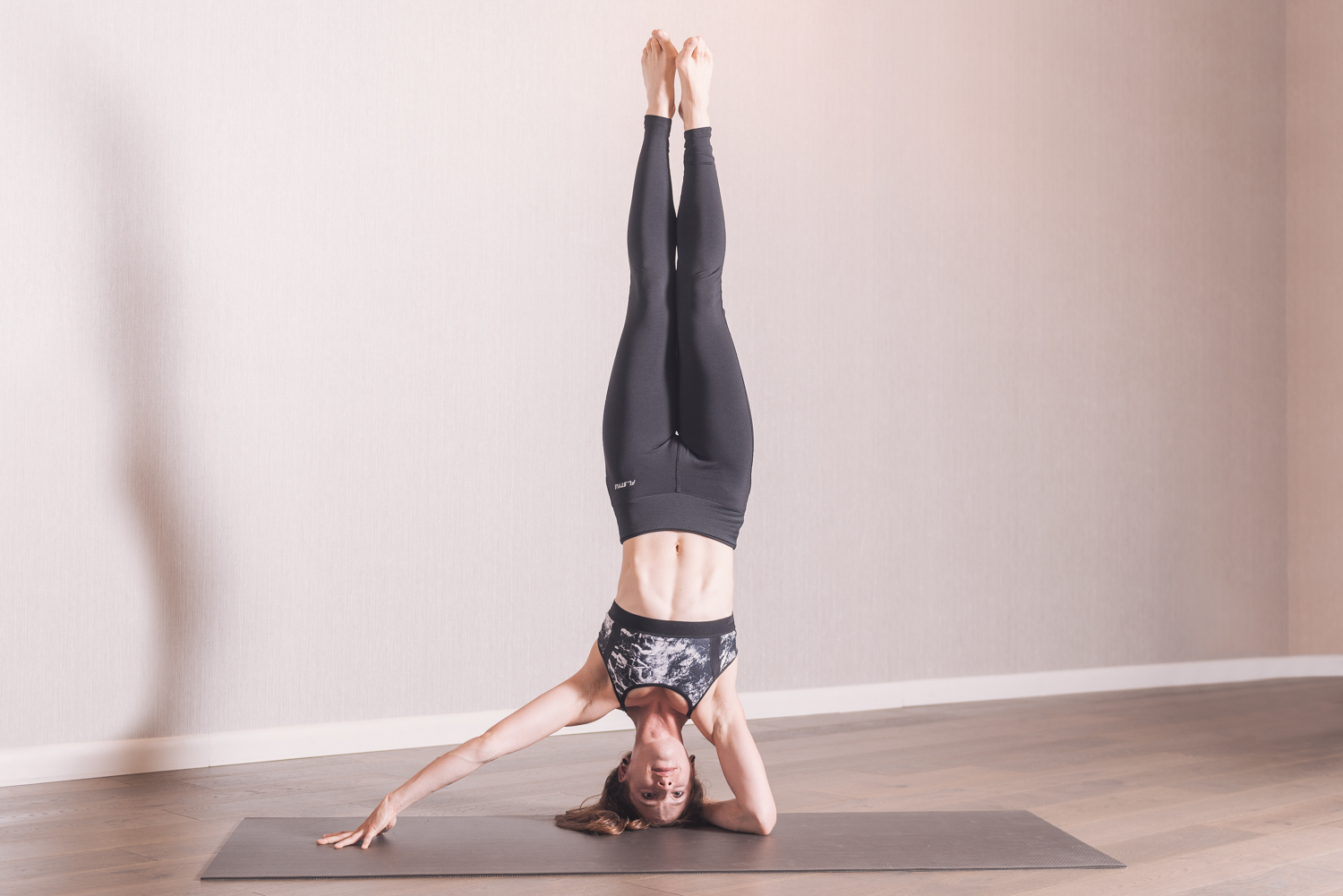 hannah adams yoga | Ben Gebo Photography